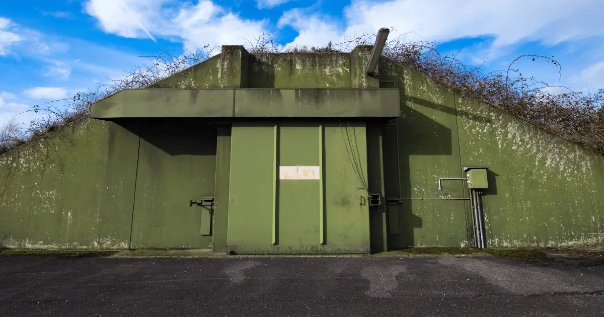 Buying a bunker in Switzerland as a foreigner - The advantages
